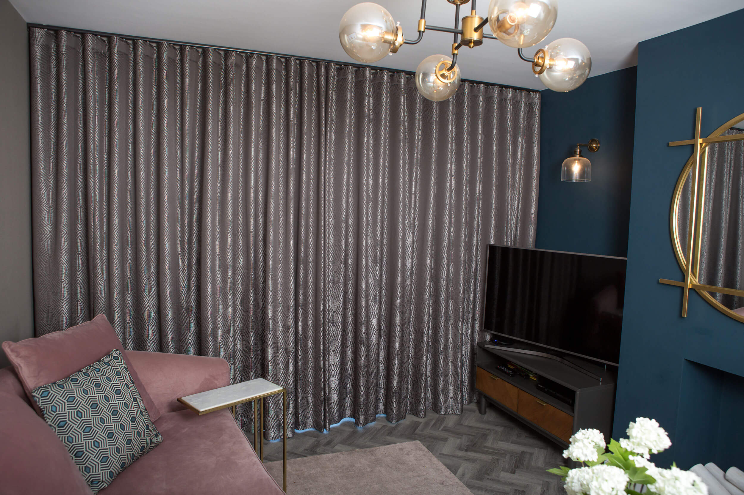 Wall to wall - Hot House Interiors